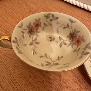 PMR Bavaria | Kitchen | Vintage Pmr Bavaria Teacup In Euc Gold Trim ...